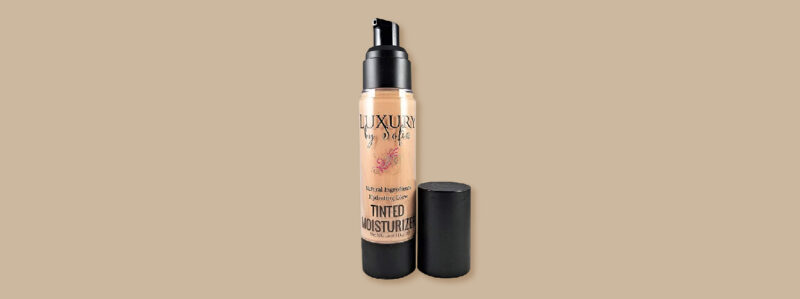 Oil-Based Foundations for Dry Skin to Get a Glowing Finish